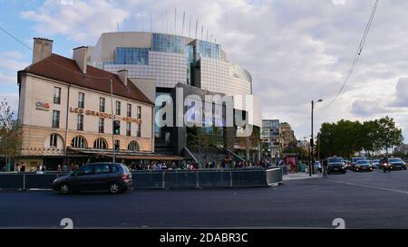Road Intersection in Paris, France Stock Photo - Alamy