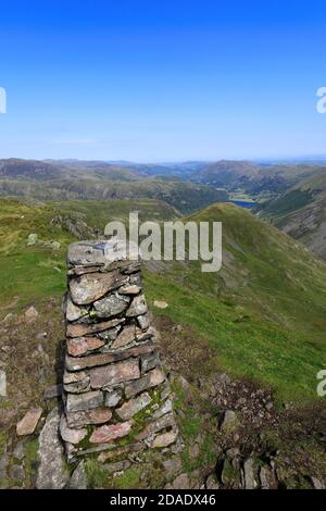 Summit of Red Screes, Lake District Stock Photo - Alamy