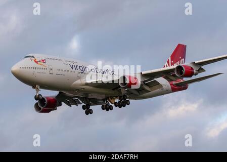 The retirement flight of Virgin Atlantics Boeing 747 - 400 named ...