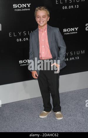 Maxwell Perry Cotton 08/07/2013 "Elysium" Premiere held at Regency ...