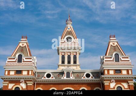 pontiac courthouse on route 66 illinois Stock Photo - Alamy
