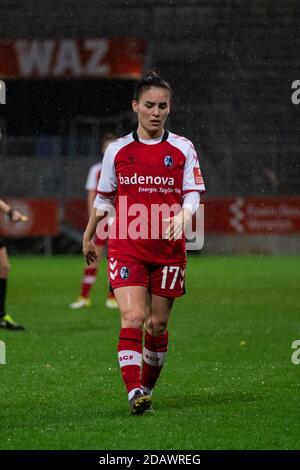Essen, Germany. 15th Nov, 2020. Carlotta Wamser (#30 SGS) in action ...