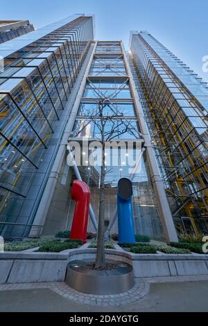 Number 88 Wood Street Rogers Stirk Harbour & Partners building entrance ...