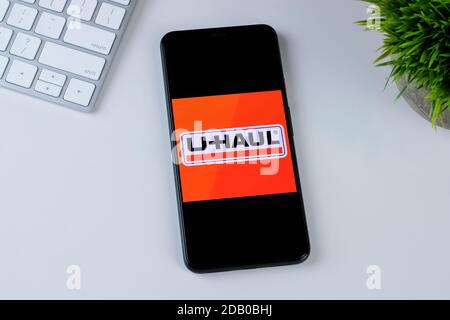 U-Haul app logo on a smartphone screen Stock Photo - Alamy