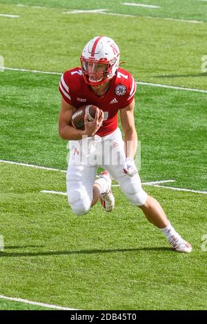 Nebraska Cornhuskers quarterback Luke McCaffrey (7) warms up before the ...