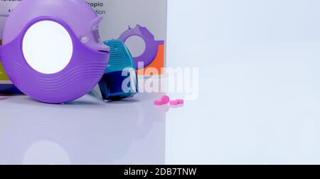 Asthma accuhaler, evohaler, and pink tablets pills. Asthma inhaler ...