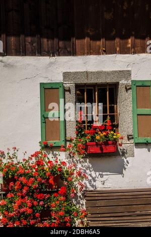 refuge nant borrant,comtamines,haute savoie,france Stock Photo - Alamy
