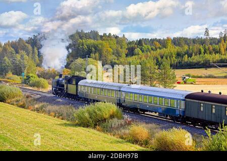 Finnish Hr1-class "Ukko-Pekka" steam engine locomotive 1009 ...