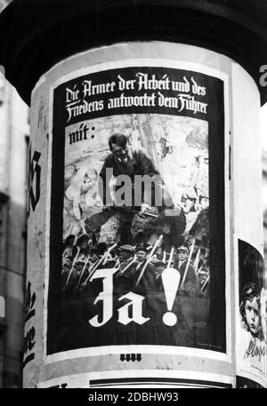 Adolf Hitler Nazi campaign poster - German Nazi Propaganda poster Stock ...