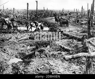 world war i, German soldiers, battlefield-hospital, ww1, wwi, world war ...