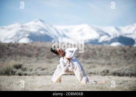 Yoga in The Desert Stock Photo - Alamy