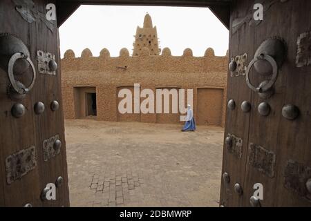 Africa /Mali/Timbuktu/ Djingareyber Mosque in Timbuktu.Djingarey Ber ...