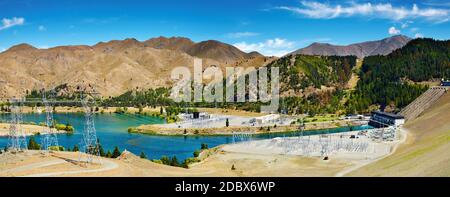 Lake Benmore Dam New Zealand Stock Photo - Alamy