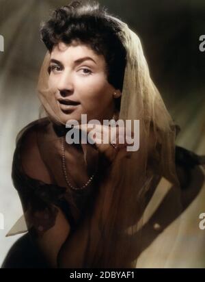 Ursula Lingen, deutsch österreichische Bühnen- und Filmschauspielerin ...