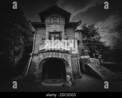 The Hunting Castle at Manuc Bei mansion, an architectural, culture and ...