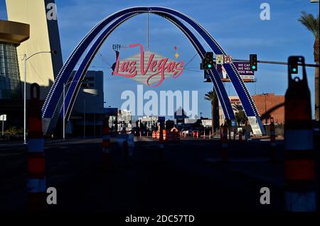 Las Vegas Gateway Arches sign Stock Photo - Alamy