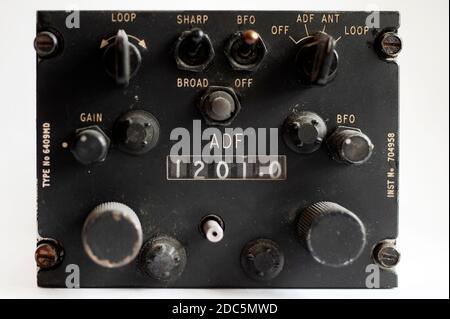 Marconi Aircraft ADF Unit. Type No: 6409E / WR638 / automatic direction ...