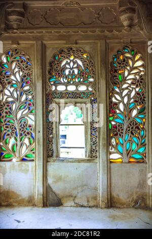 Stone Screens / Jaalis in palaces of Rajasthan in India - Islamic ...