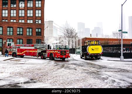 Winter snowstorm blizzard in New York City with heavy snow falling ...