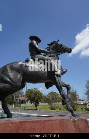 Captain Thunderbolt sculpture in Uralla, unveiled in 1988 , Frederick ...