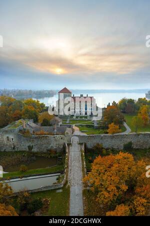 Tata Castle and old lake view in Tata City, Hungary Stock Photo - Alamy