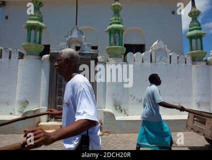 Riyadha Mosque, Lamu Island, Kenya Stock Photo - Alamy