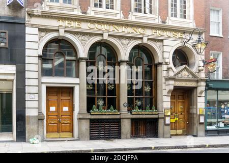 The Counting House pub in the City of London, UK Stock Photo - Alamy