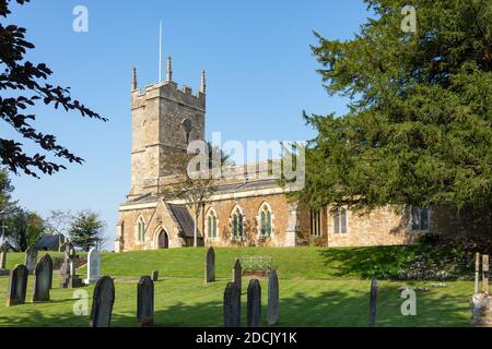 St. Andrew`s Church, Kingham, Oxfordshire, England, UK Stock Photo - Alamy
