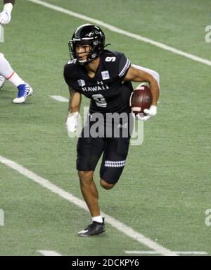 November 21, 2020 - Hawaii Rainbow Warriors running back Calvin Turner ...