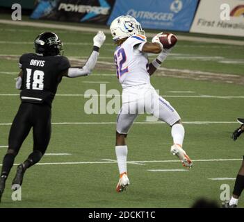 Boise State wide receiver Stefan Cobbs (5) runs a route during the ...