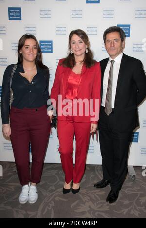 Daniela Lumbroso assiste a la soirée de Gala de bienfaisance de La ...