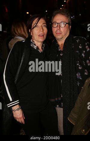 Elise Larnicol lors de la premiere de Si J'etais un Homme au Gaumont ...