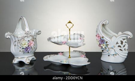 Elegantes china in a dramatic modern context Stock Photo - Alamy