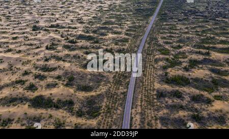Inner Mongolia erdos seven xinghu desert ecological tourist attraction ...