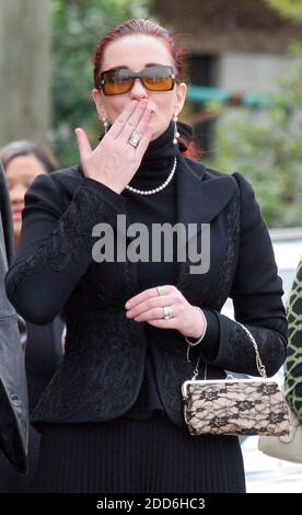 Singer James Brown's companion Tomi Rae Hyni, who lived with the singer ...