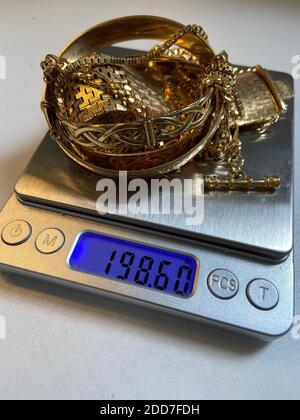 All metal old-fashion weighing scale made by the fisher scientific ...