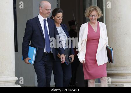 French Minister of Labour and Solidarities Jean-Pierre Farandou leaving ...