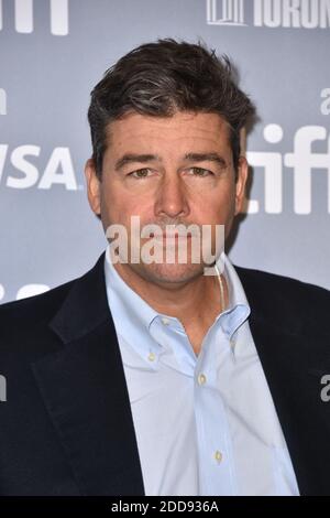 FIRST MAN, Kyle Chandler, 2018. ph: Daniel McFadden / © Universal ...