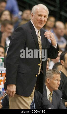 San Antonio Spurs head coach Gregg Popovich () in the first half of an ...
