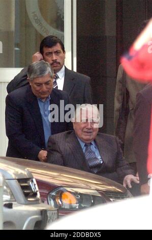 Santiago Chile,television,set,TV,flat screen,cable,financial news ...