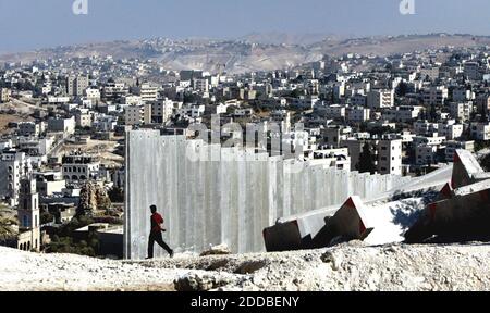 A man walks through the South Florida National Cemetery for Veterans ...