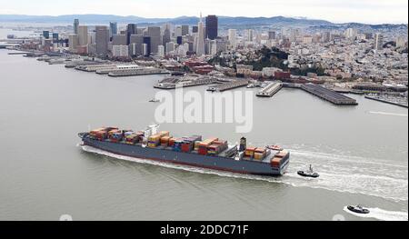 The container ship MSC Fabiola, the largest such vessel ever to dock in ...