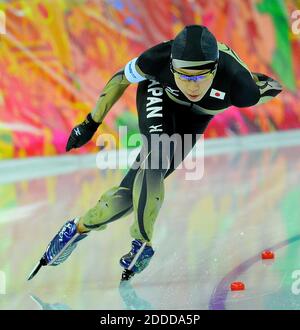 Japans' Shoko Fujimura competes in the women's 3000-meter race during ...