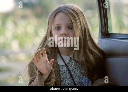 ABIGAIL BRESLIN, SIGNS, 2002 Stock Photo - Alamy