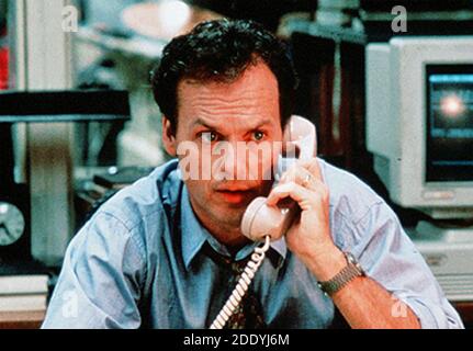 THE PAPER 1994 Universal Pictures film with from left: Michael Keaton ...