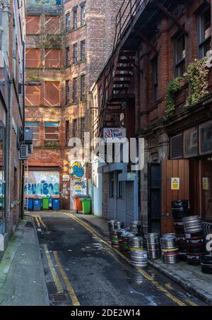 back alley, northern quarter, manchester Stock Photo - Alamy