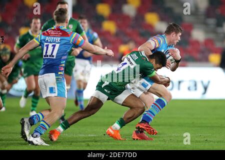 Ben Loader, Winger (London Irish) with the ball Stock Photo - Alamy