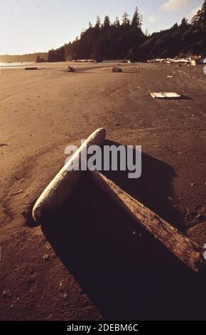1970s Photos (1972) - Sunset on the beach Stock Photo - Alamy