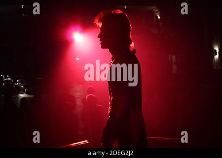 STARDUST, Johnny Flynn as David Bowie, 2020. © IFC Films / Courtesy ...