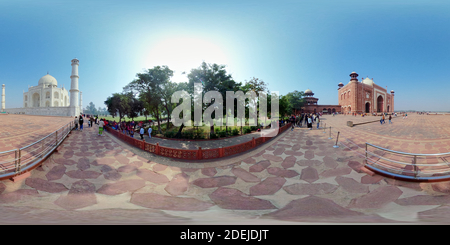 360° view of The Taj Mahal - Alamy